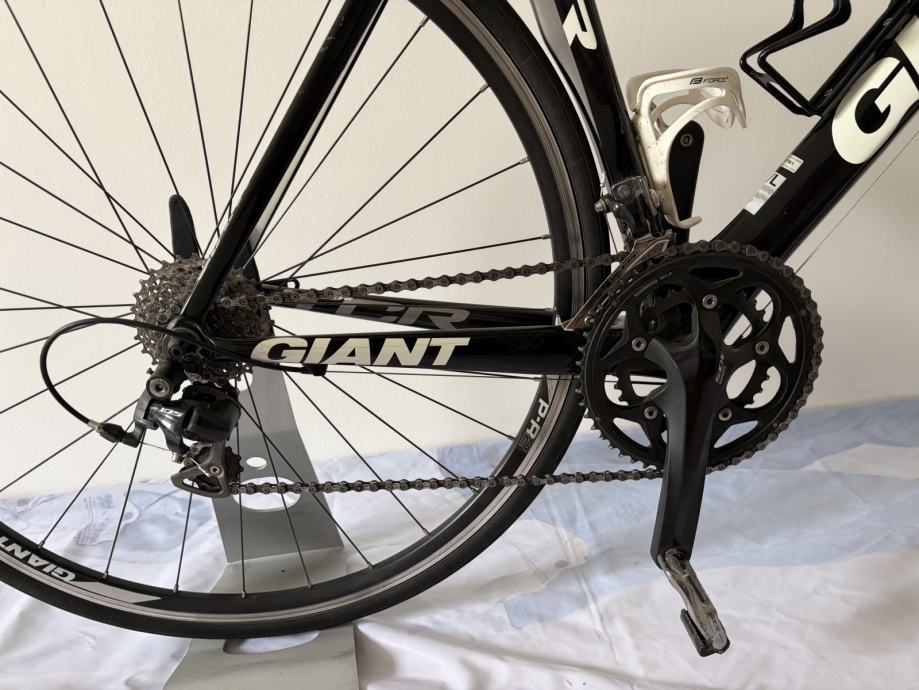 GIANT TCR ADVANCED 2 letnik 2012 (velikost M/L)
