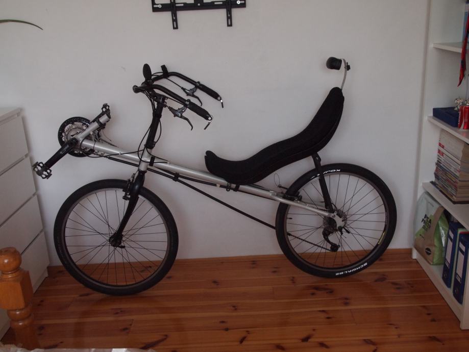 Ležeče cestno kolo - recumbent - Velomotion high racer