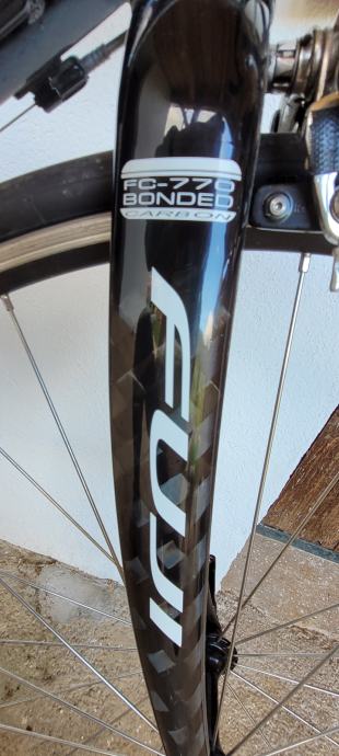 Moško cestno kolo FUJI- FC 770, velikost 61 (XXL), full CARBON 7,6kg