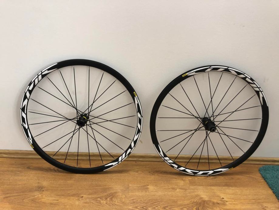 Obroči za cestno kolo Mavic disc