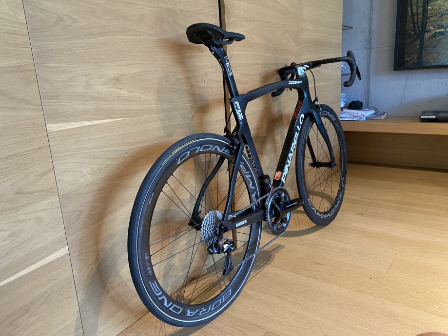 Cestno kolo Pinarello Dogma F12 X-Light