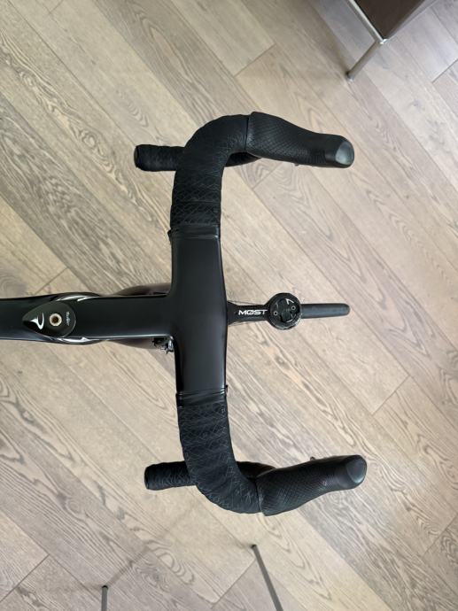 Pinarello Dogma F12 x-Light