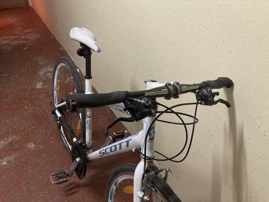 Scott Metrix 40 Solution zenski