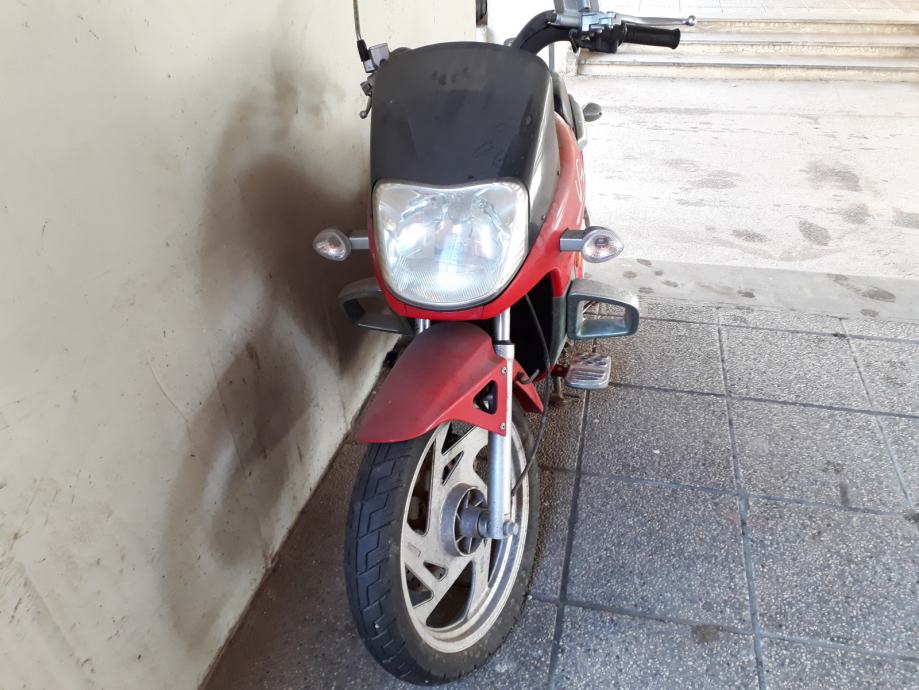 CFmoto CF250T-3 V3 Sport, 2009 l.