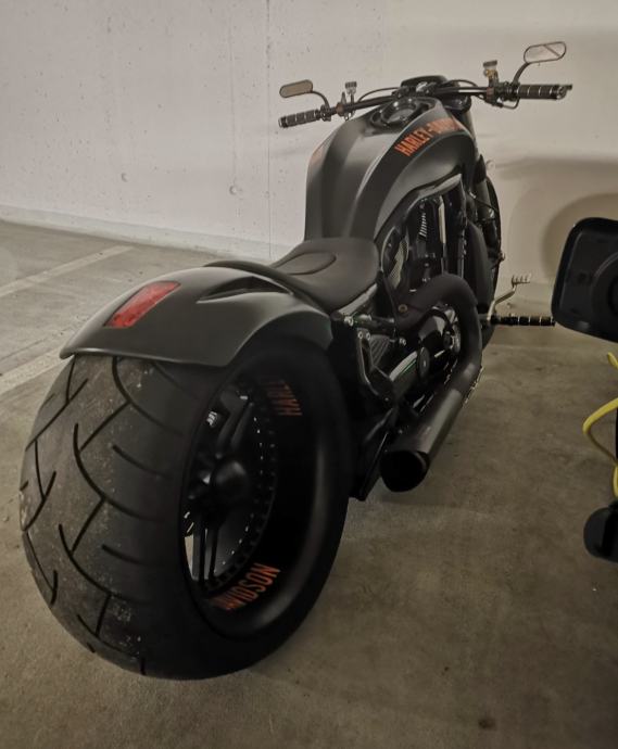 Harley Davidson V-Rod Night Special 1250 cm3, 2013 l.
