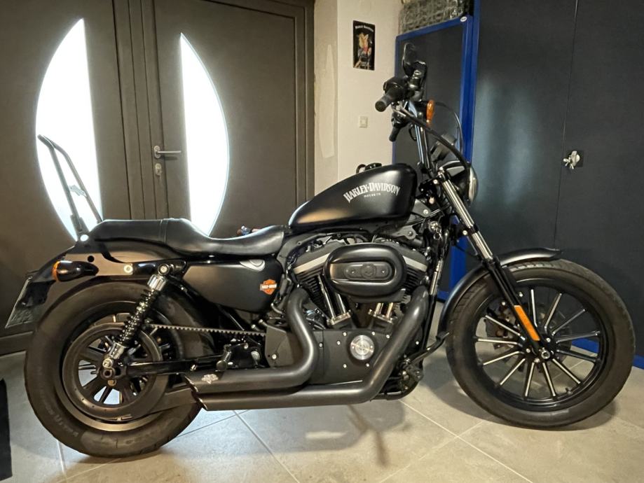 Harley Davidson XL 883N Iron 883 cm3, 2012 l.