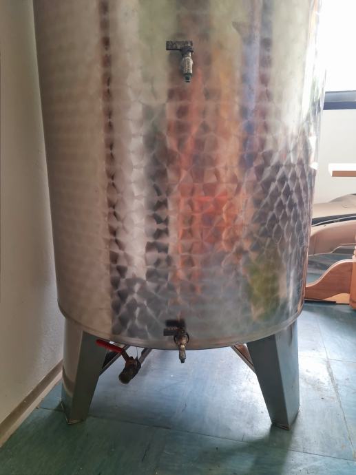 Cisterna za vino 600 L