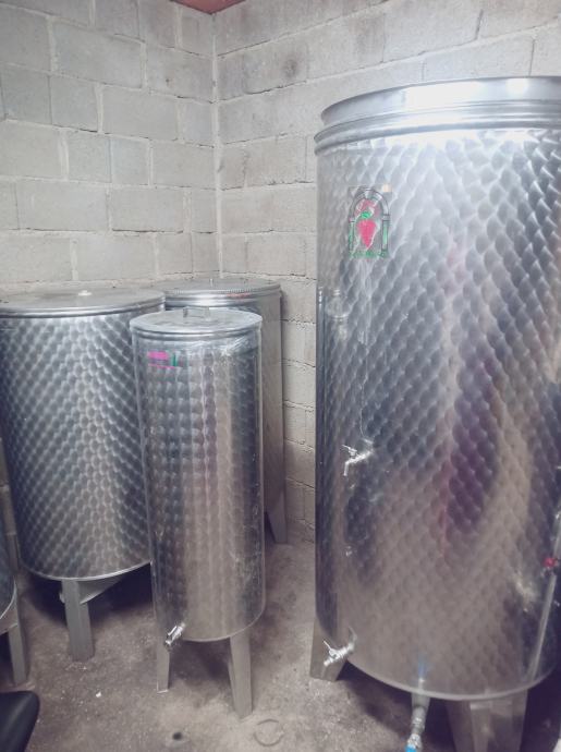 Cisterne (inox) različnih velikosti. (CENE NAVEDENE V OPISU)