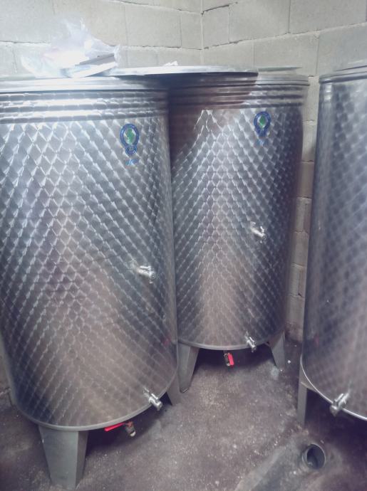 Cisterne (inox) različnih velikosti. (CENE NAVEDENE V OPISU)