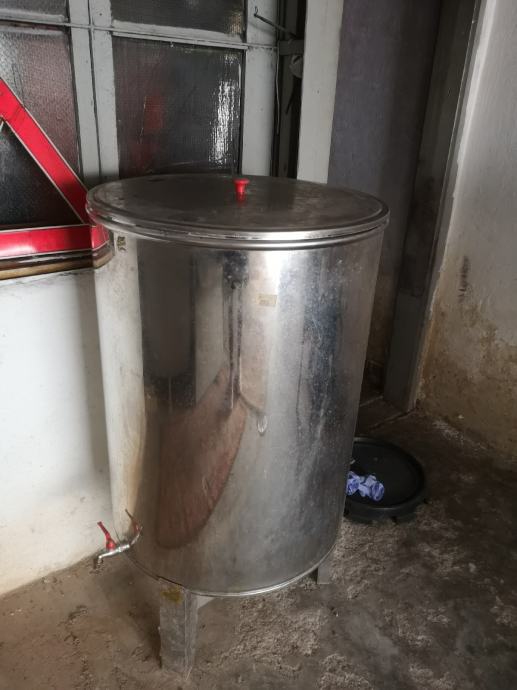 inox sod za vino 200 l