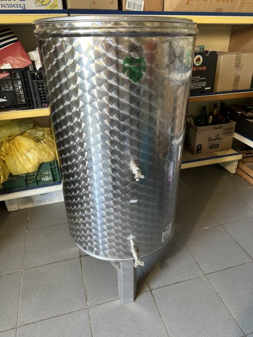 Inox sod za vino 200L