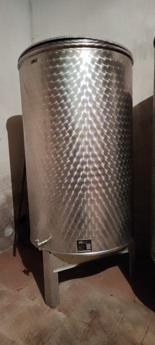 inox sod za vino 300l