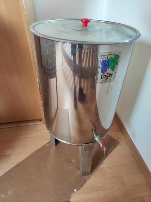 Nerjaveči sod za vino Logar (50l)