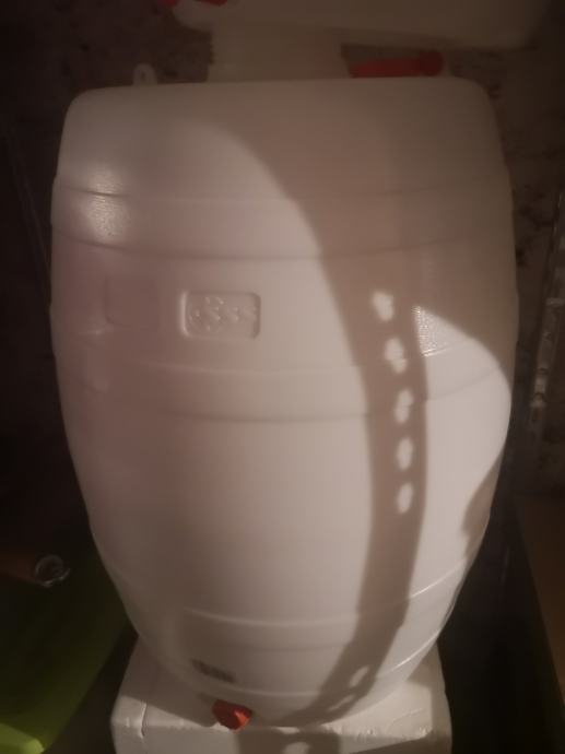 Plastični sod 50 in 100 litrov
