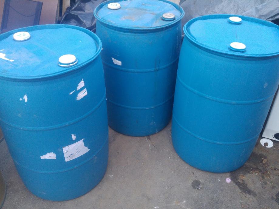 pvc sodi 200l 2kom