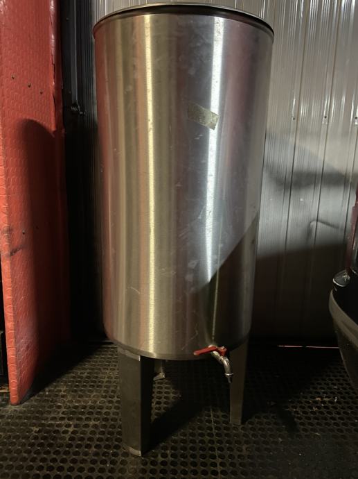Sod za vino 150 litrov inox