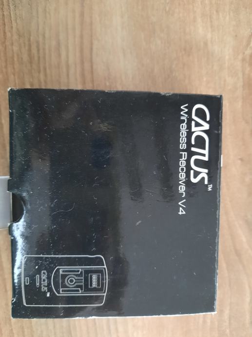 Cactus wireless flash trigger v4