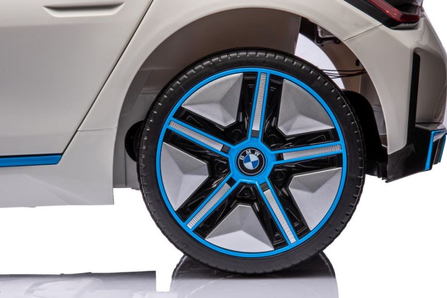 Otroški avto bmw i4; 4x4; akumulator 12V 7Ah - AKCIJA