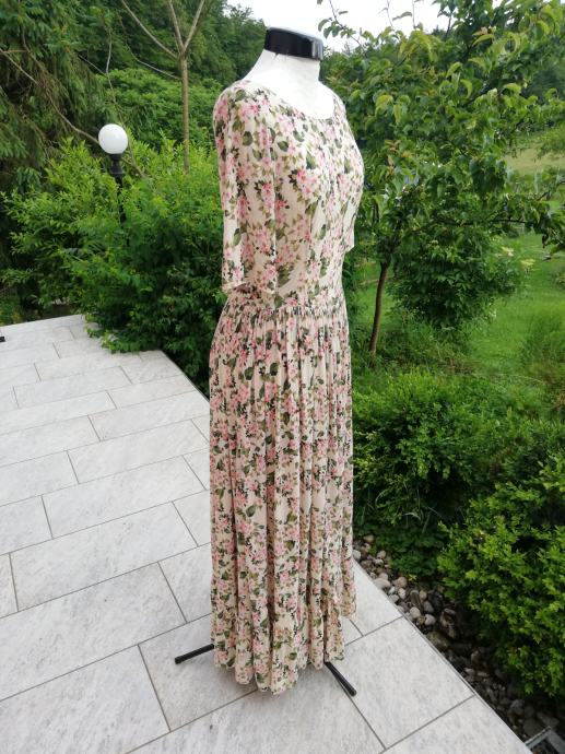 Nova ženska obleka unikatna 38/40