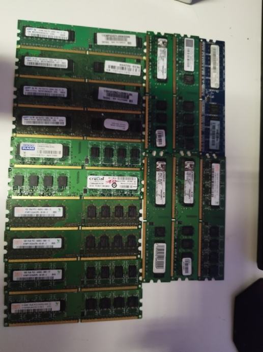 16x DDR 2 Ram + deli za namizni računalnik