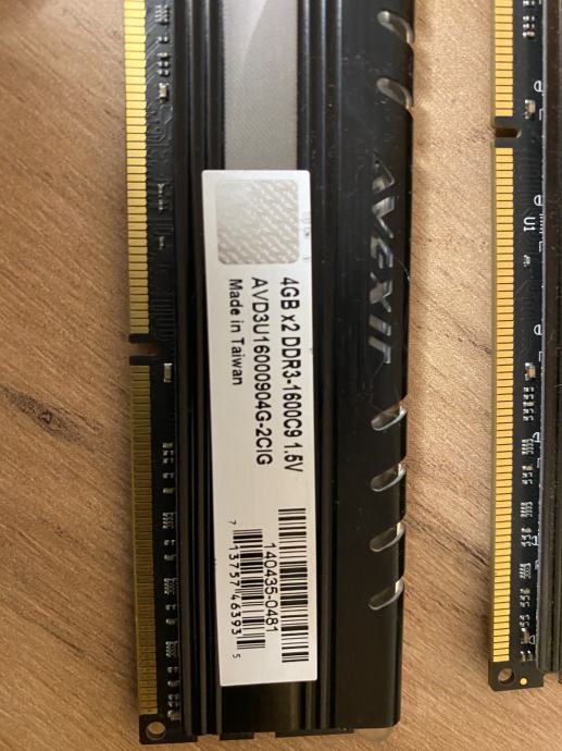 ddr3 RAM 16GB kit 1600mhz pomnilnik green LED