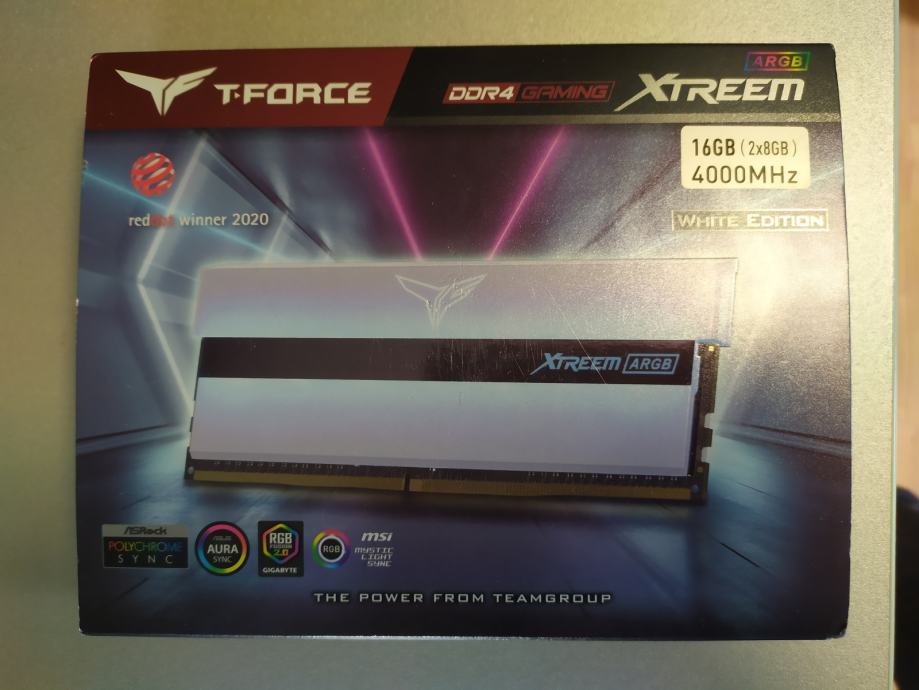 RAM 2x8GB DDR4 4000 MHZ