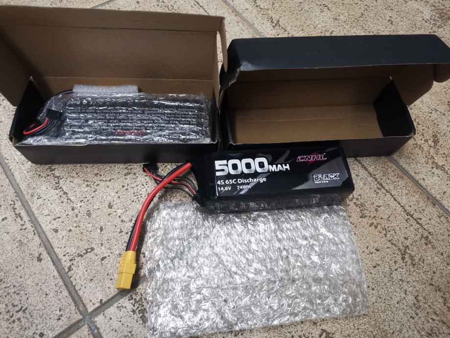 CNHL Black Series 5000mAh 14.8V 4S 65C Lipo Battery XT90 Plug