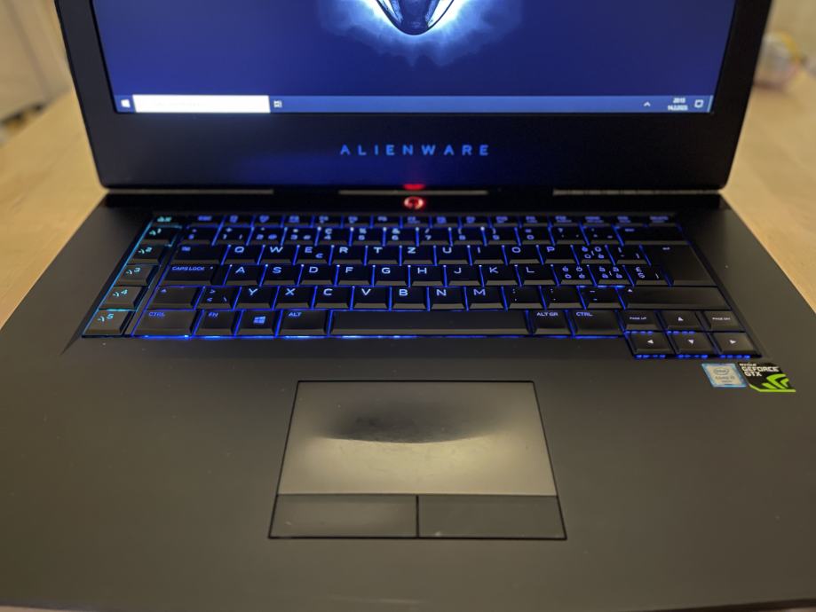 Alienware 15r3