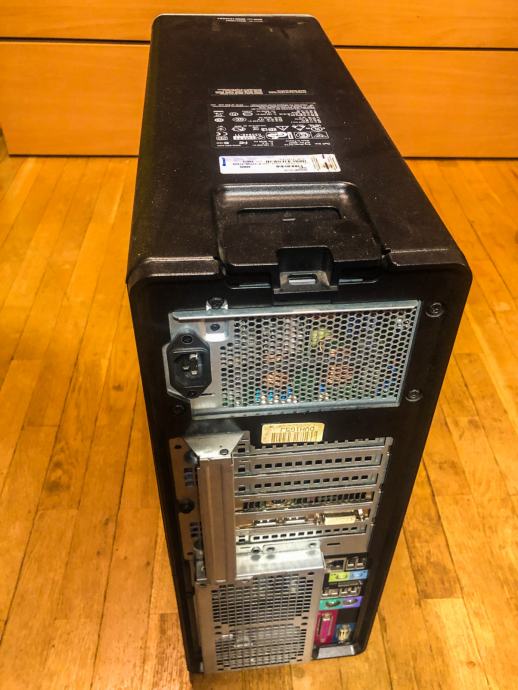 DELL Precision Workstation T5500 (intel Xeon, 24 GB RAM)
