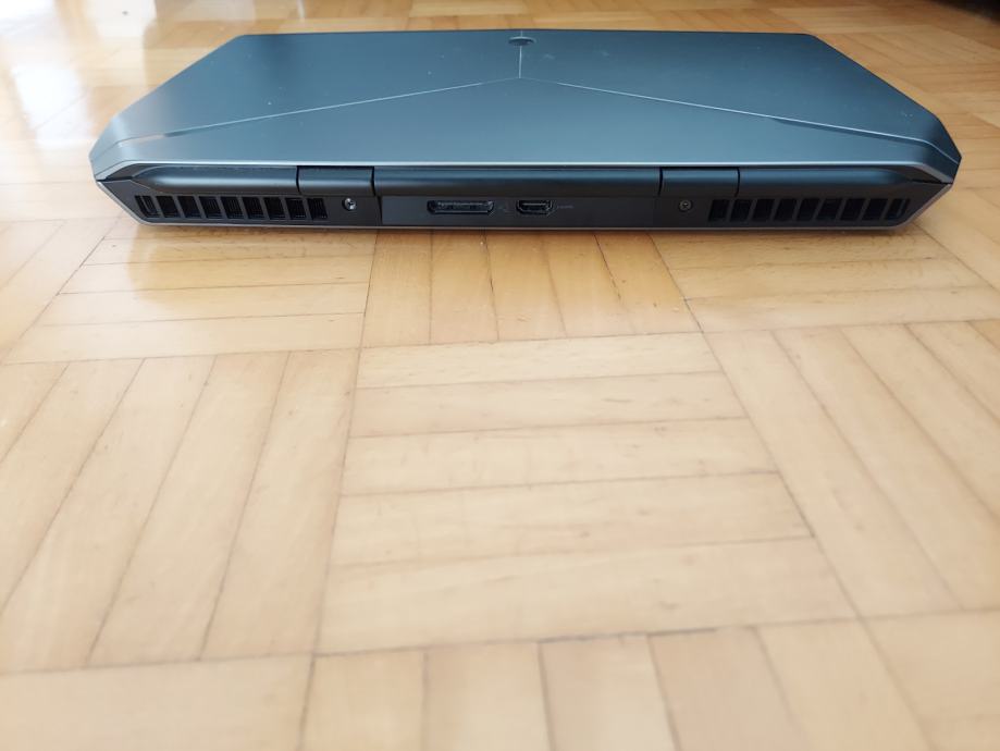 Alienware 15R2 - i7@2.70GHz,Nvidia GeForce GTX 980M,250GB SSD+1TB HDD