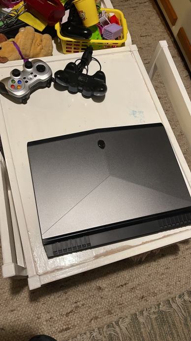 ALIENWARE 15r4 ALIENWARE 15 R4 i7 7820HK, GTX 1070 8GB, 16 GB DDR 4