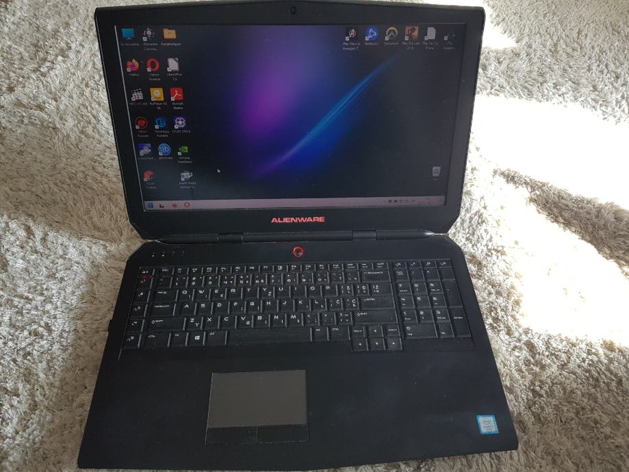 ALIENWARE 17 R3 | i7-6820HK | NVIDIA GeForce GTX 980M 8GB , 4K