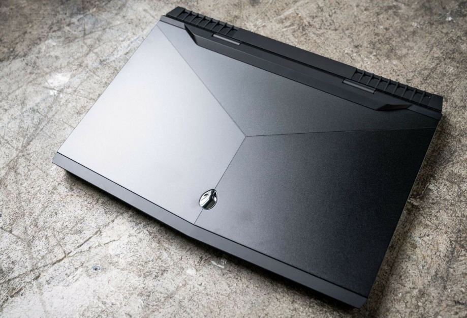 DELL ALIENWARE 17 R4
