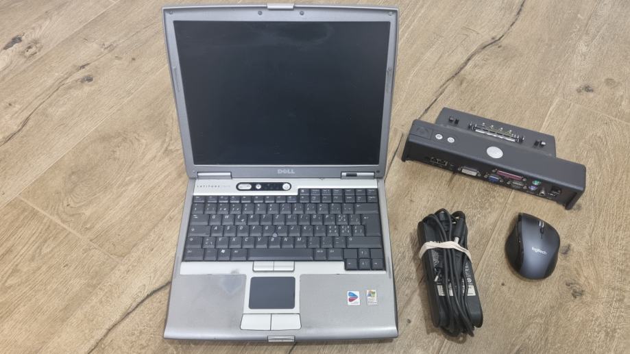 Retro prenosnik Dell Latitude D610, Windows XP Pro