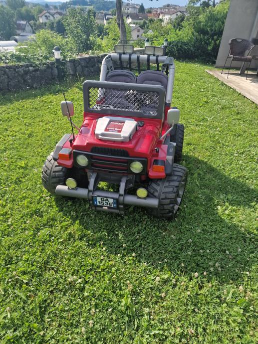Peg Pergo Gaucho Grande 12V