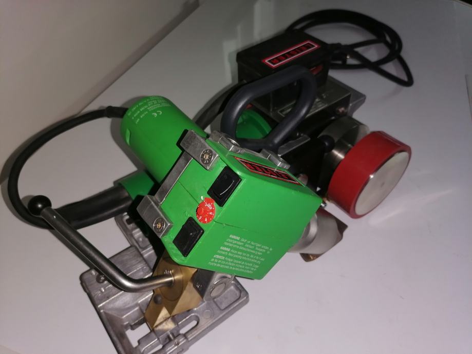 Leister universal robot za pvc ponjave, bazen, baner