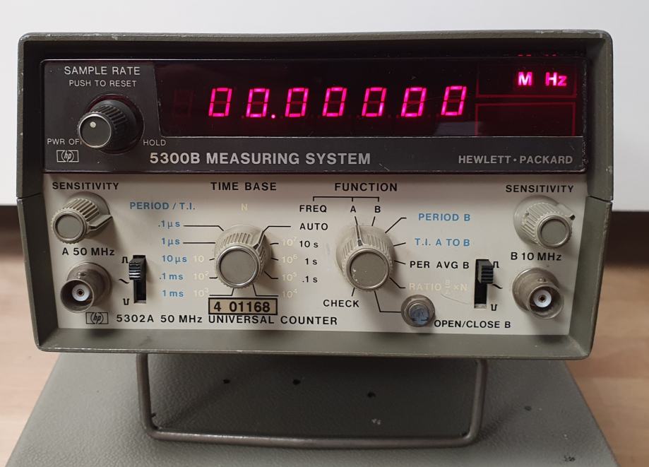 HP 5302A 50 MHz Universal Counter