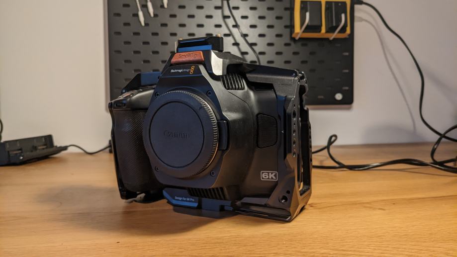 Blackmagic BMPCC 6K PRO + Smallrig cage