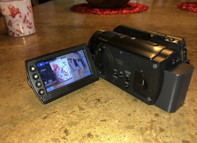 Kamera SONY HandyCam Full HD, HDR-XR105 videokamera