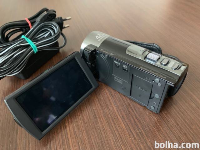 Prodam Sony Full HD 1080 Handycam HDR-CX130 3.0” Wide