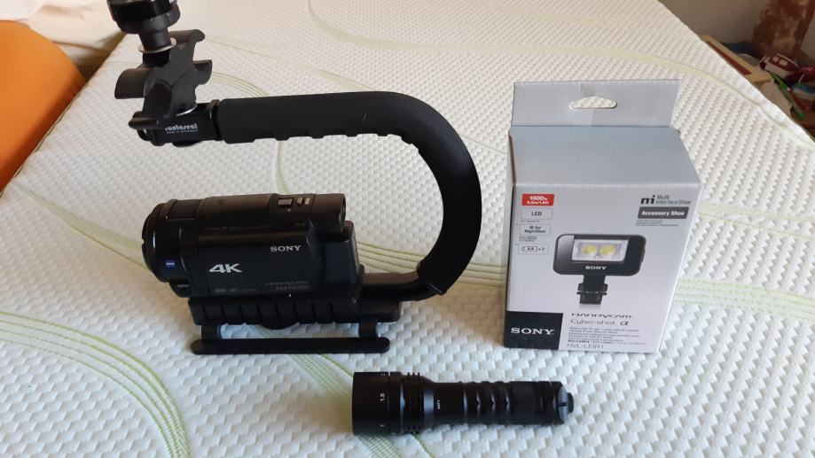 SONY FDR-AX33 4K z veliko dodatne opreme