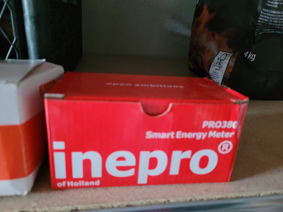Inepro PRO380 števec porabe elektrike za sončno elektrarno SOLAR