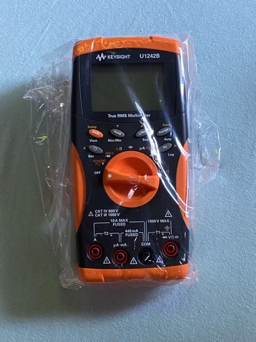 Multimeter Agilent U1242B True RMS