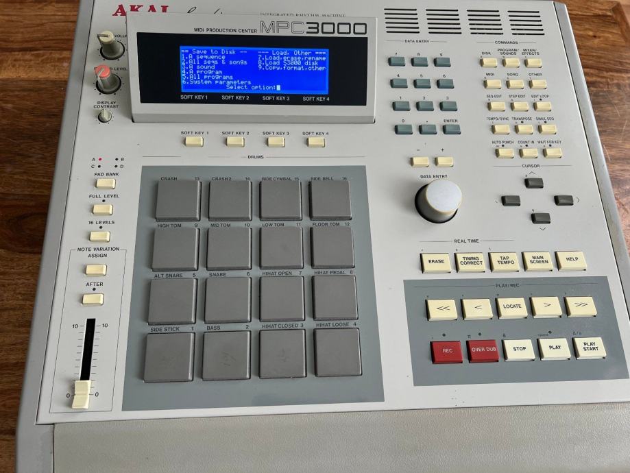 Akai MPC 3000, LED Display, SD Cardreader, 230Volt