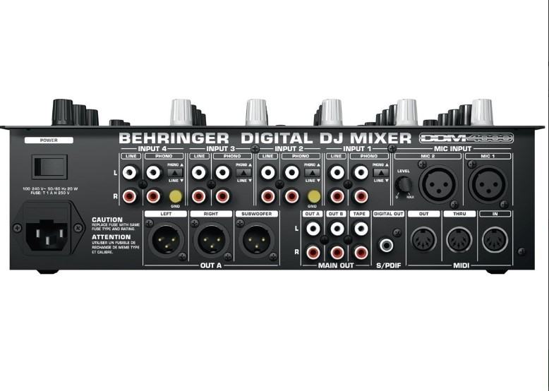 Digitalna mešalna miza BEHRINGER DDM 4000
