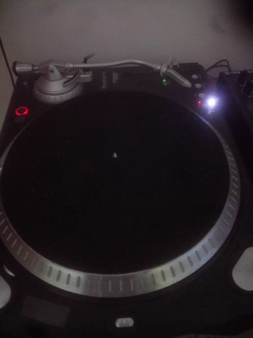 Gramofona Numark TT500