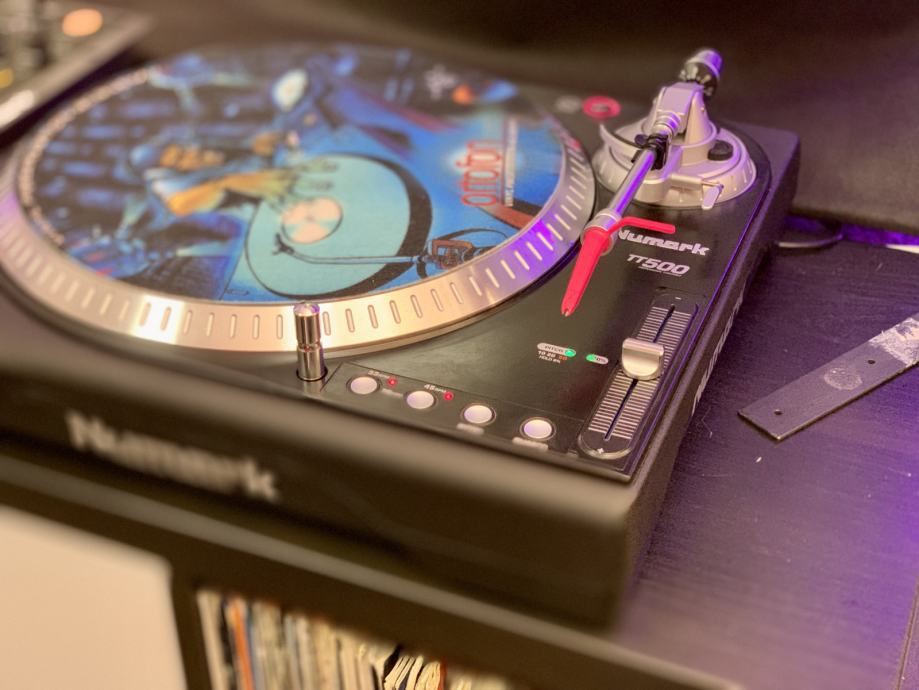 Numark TT500 & X9 Komplet D.J. Set Gramofona in Mixer