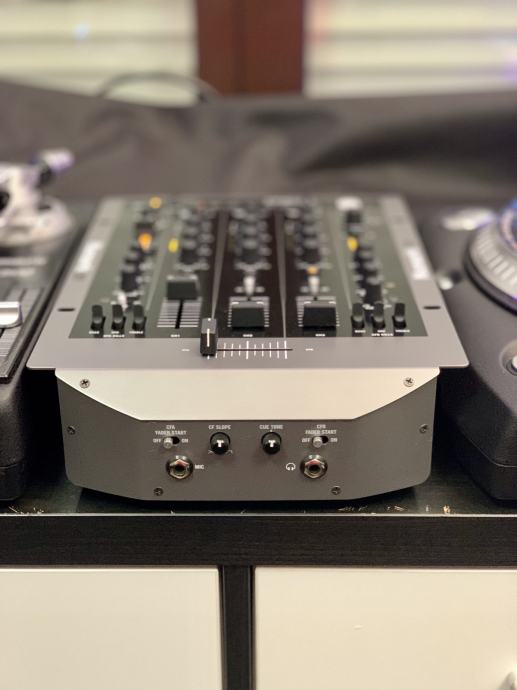 Numark TT500 & X9 Komplet D.J. Set Gramofona in Mixer