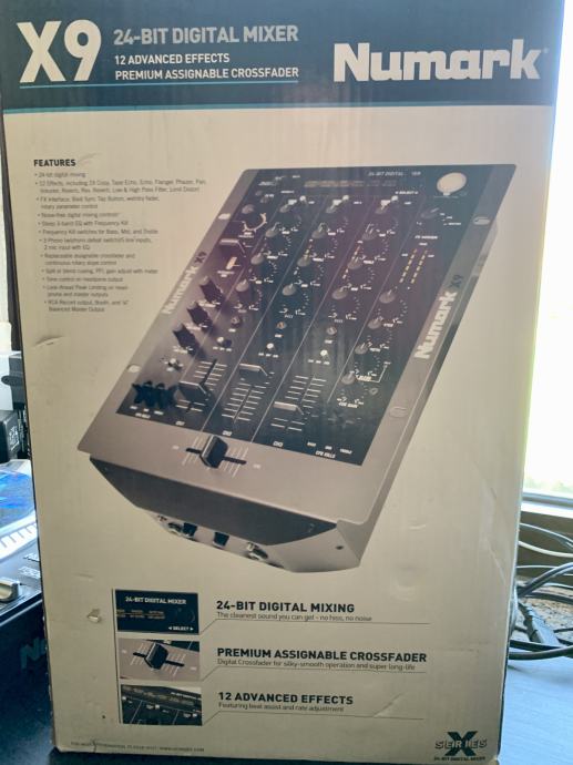 Numark TT500 & X9 Komplet D.J. Set Gramofona in Mixer