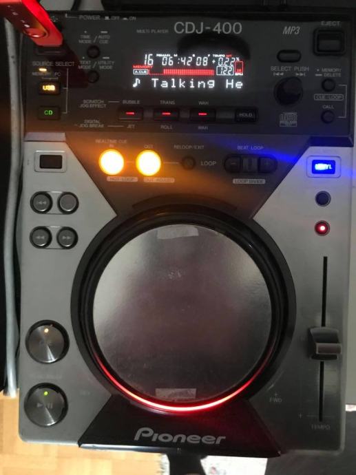 Pioneer CDJ 400 (2x) Behringher DJM 4000 DJ Mixer